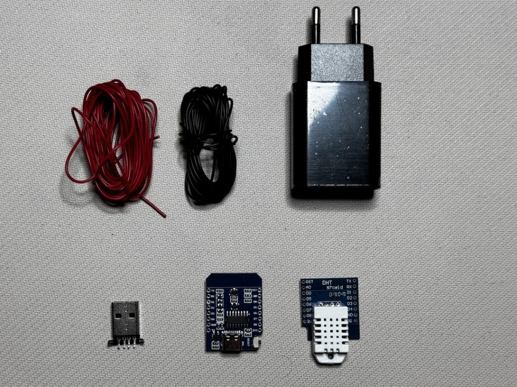 DIY Plug-in Temperature and Humidity Sensor for ESPHome – Make // Andy // Make